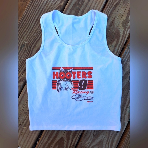 Hooters | Tops | New Hooters White Graphic Tank Top Racerback | Poshmark